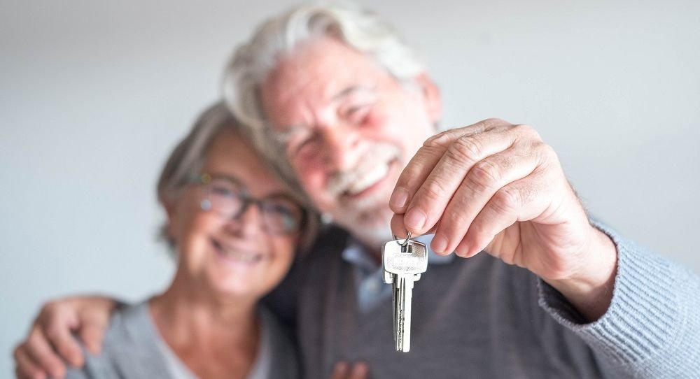 How seniors can secure a home loan - National Seniors Australia