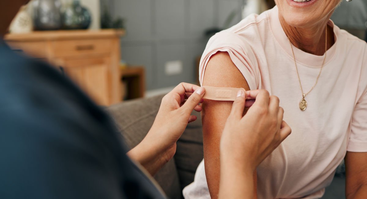 Shingles vaccination program extended - National Seniors Australia